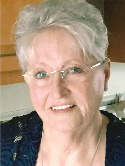 Obituary for Carol Davies Née Edwards | G. Seller
