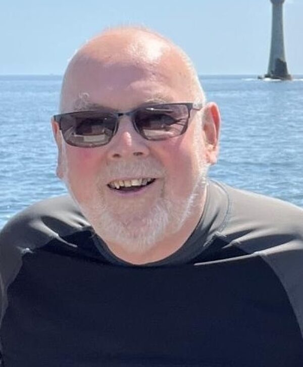 Obituary for Christopher Beckett 'Chris' | G. Seller